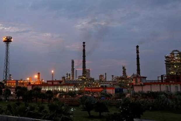 HPCL to finalise 10 licensors for Rajasthan refinery