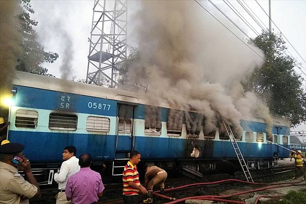 Fire breaks out in Telangana Express, passengers safe