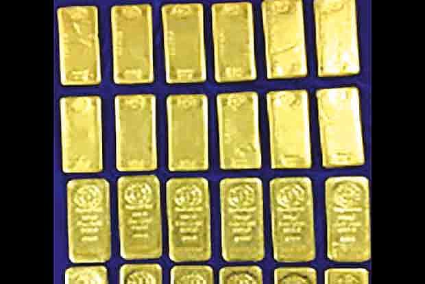 Gold worth Rs 8 cr seized from two Korean women at airport