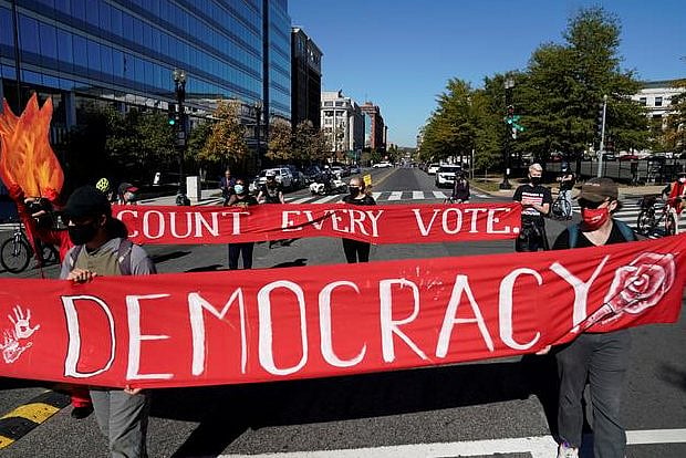 Post-election 'twilight zone' puts Americans on edge