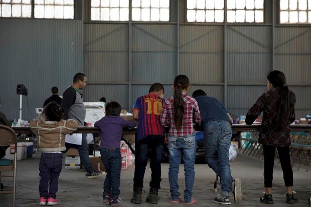 Appeals court allows US to expel children alone at border