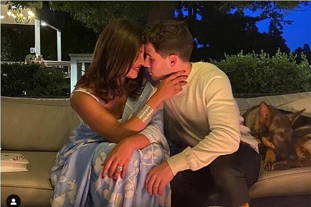 Nick Jonas shares adorable picture with Priyanka Chopra, says he is ...