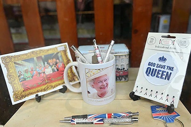 God save her: Support pours in for Covid-positive Queen Elizabeth
