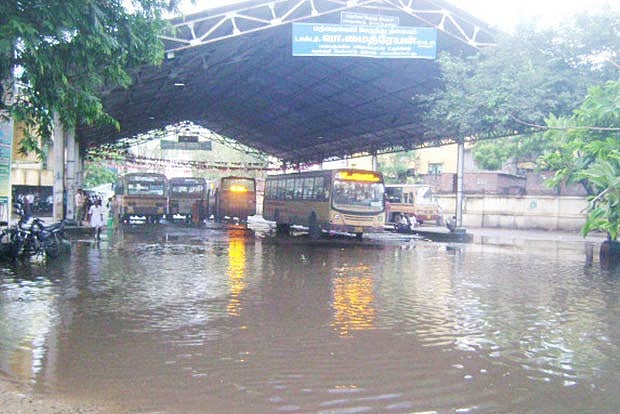 Bus terminals inaccessible to commuters during rains