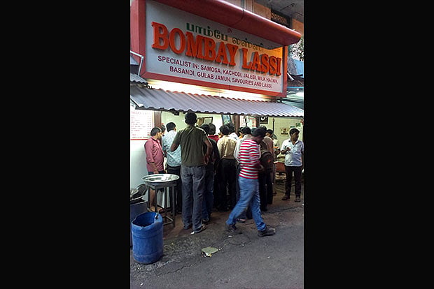 Small shop generates big demand for samosa, lassi