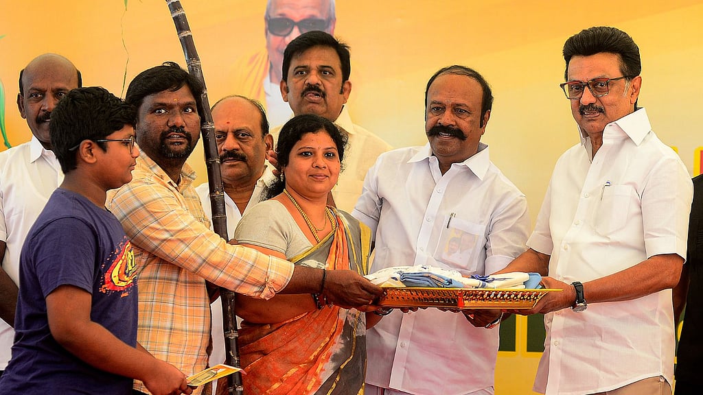 97 pc of TN ration card holders receive Pongal gifts