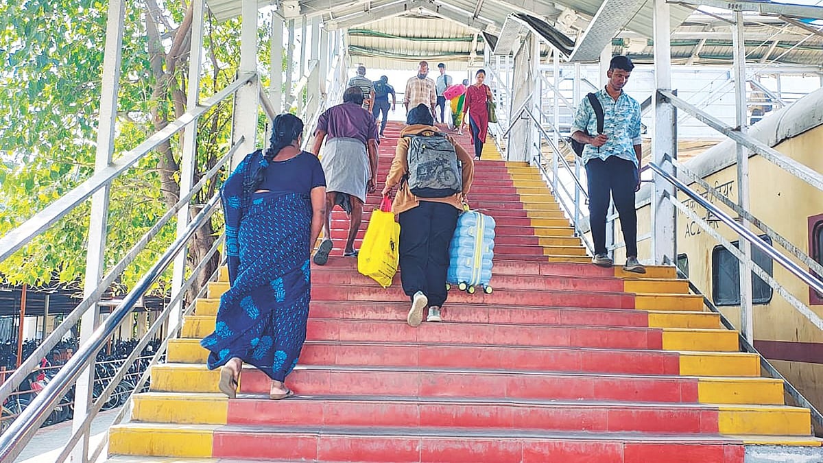 Navigating main entrance sans lift task for St Thomas Mount commuters