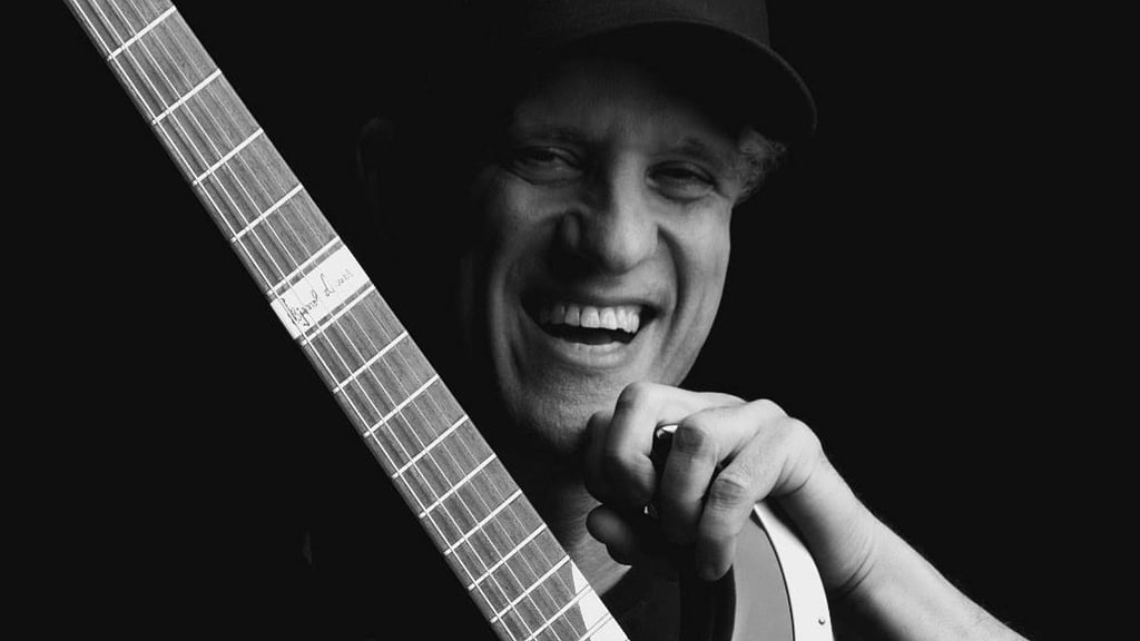 Guitar virtuoso Djamel Laroussi tours India for the first time