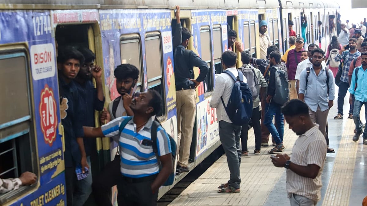 Little relief for users as Southern Railway operates Electric Multiple ...