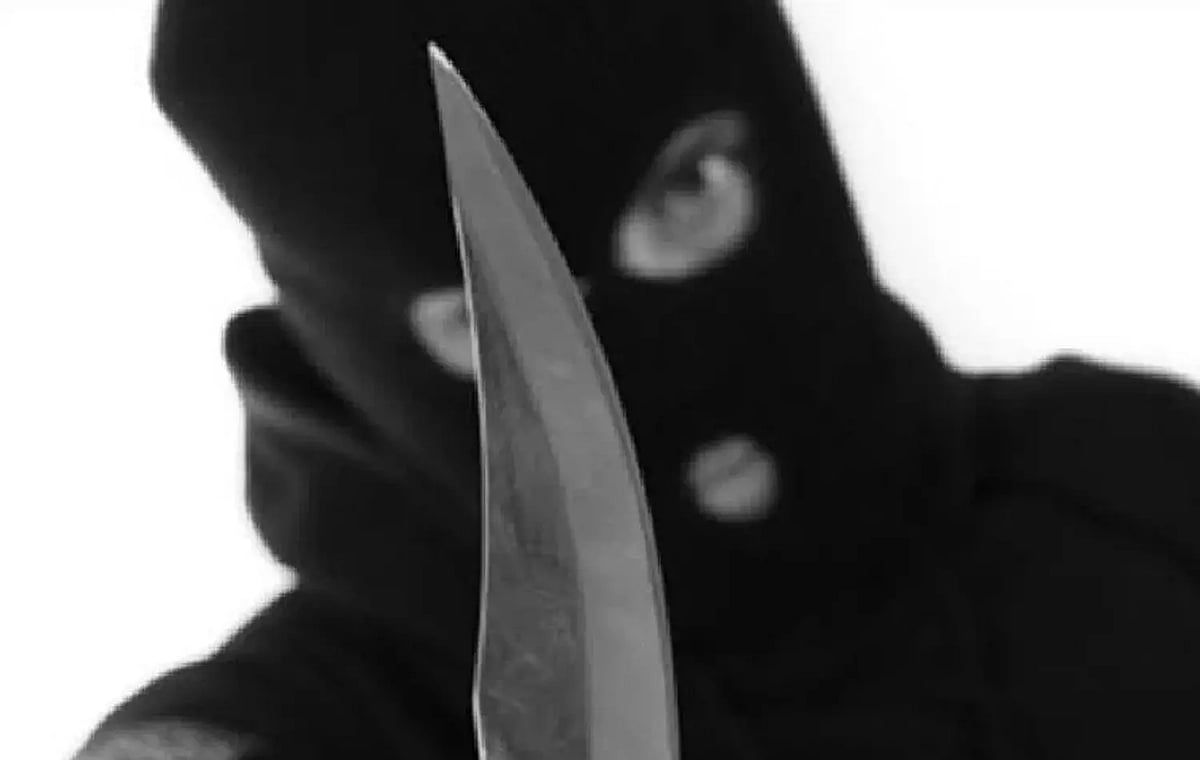 German tourist robbed at knifepoint in Valasaravakkam