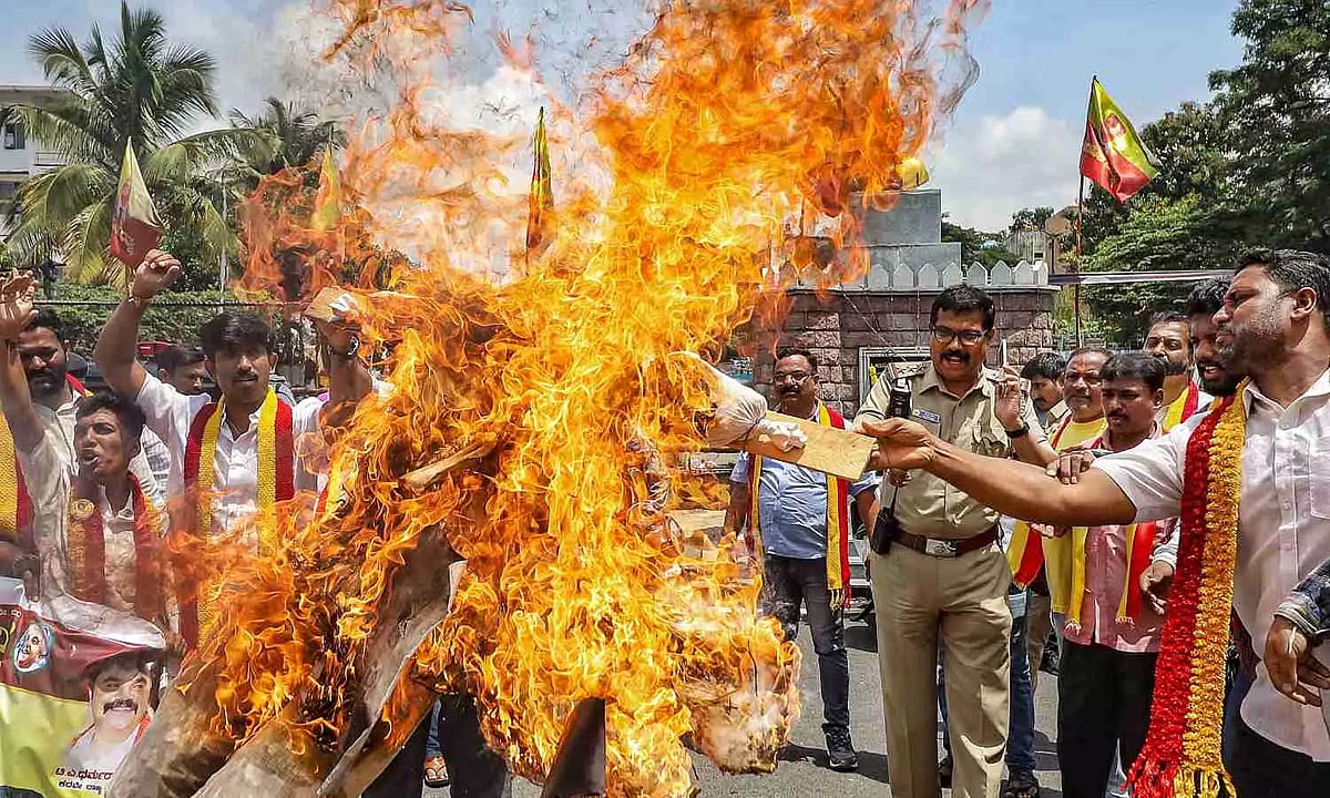 Protests spread over Cauvery issue in Karnataka; home minister says ...