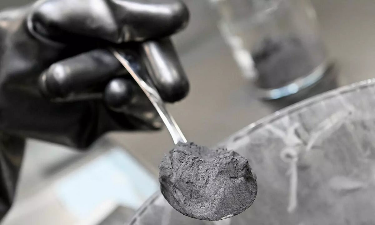Global EV battery supply chain puzzles over China graphite curbs