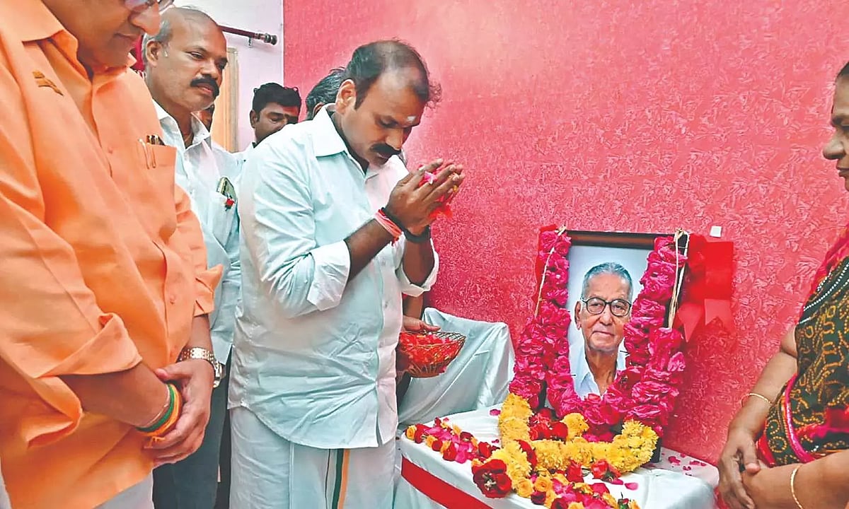 MoS Murugan slams DMK govt for hike in EB tariff