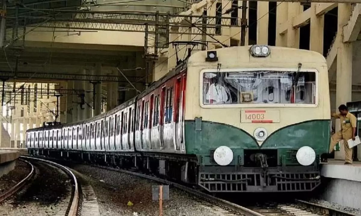 Railways operate special trains to handle rush on Monday morning