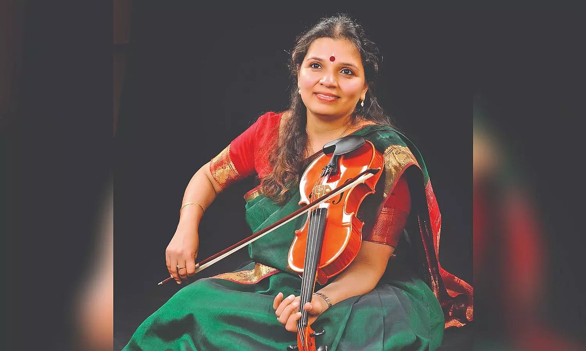 ‘Singing Violin’ fine tunes classical melodies with strings of magic