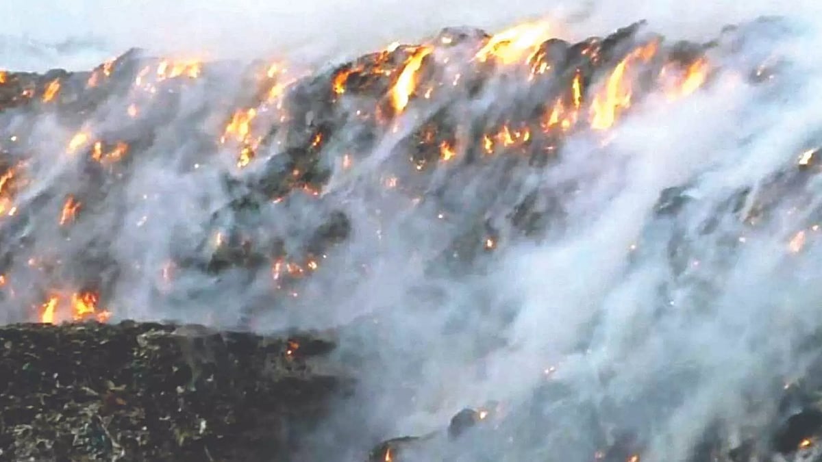 Karur residents hit as winds intensify fire in garbage yard; complain ...