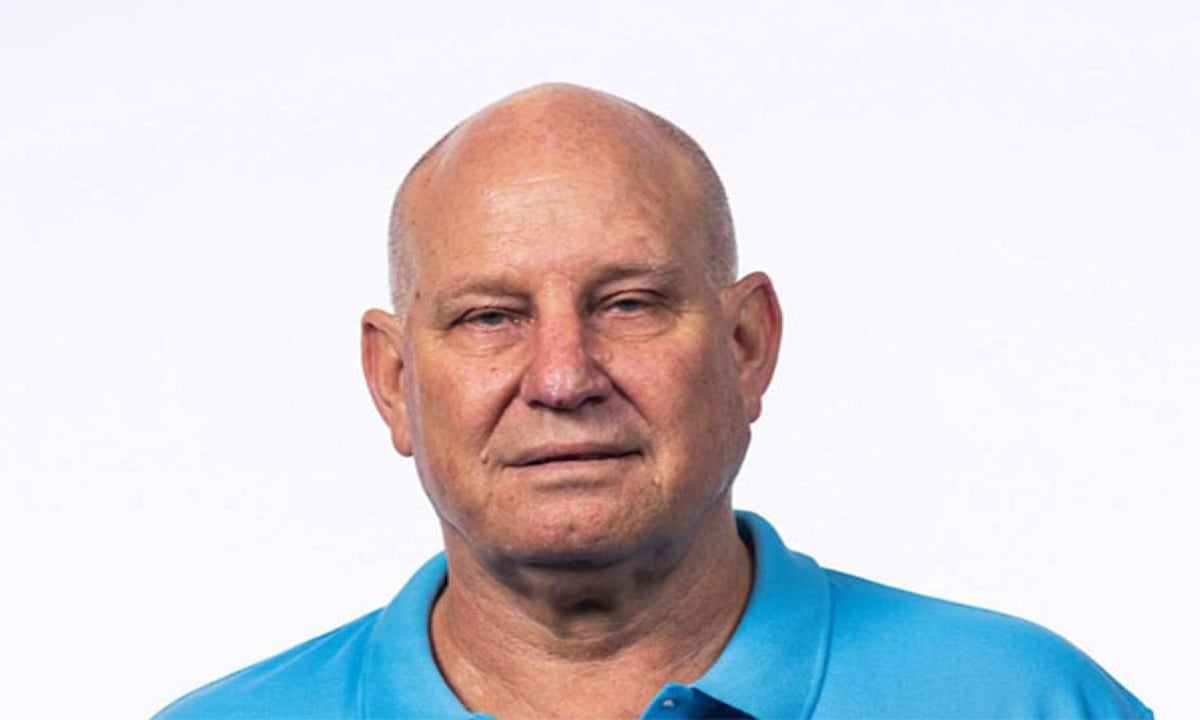 Zimbabwe's Andy Pycroft completes 100 Tests as match referee