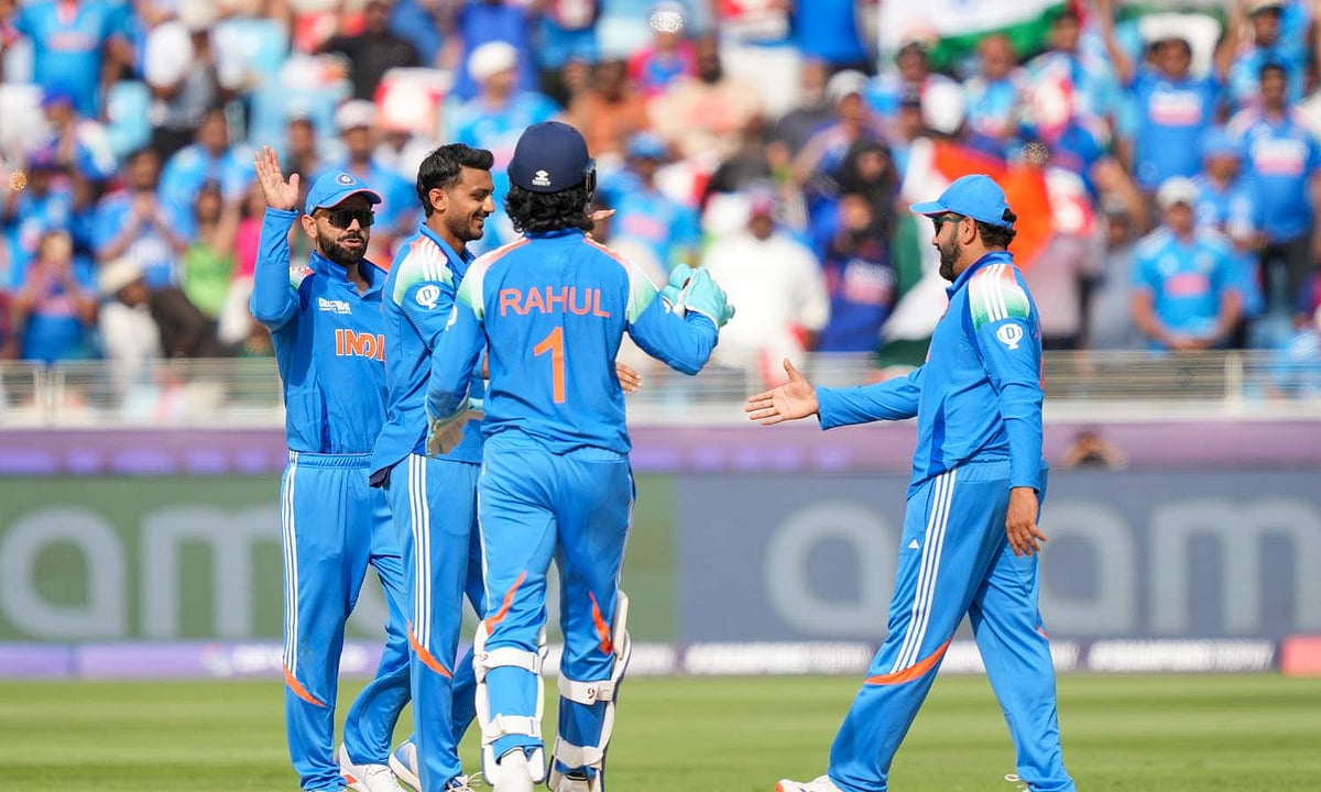 India bowl out Pakistan for 241 in Champions Trophy