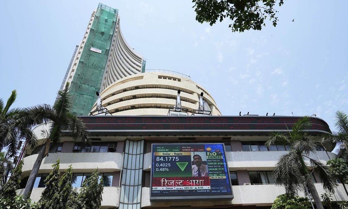 FPIs offload Rs 17,741 crore in July, trend may reverse after trade ...