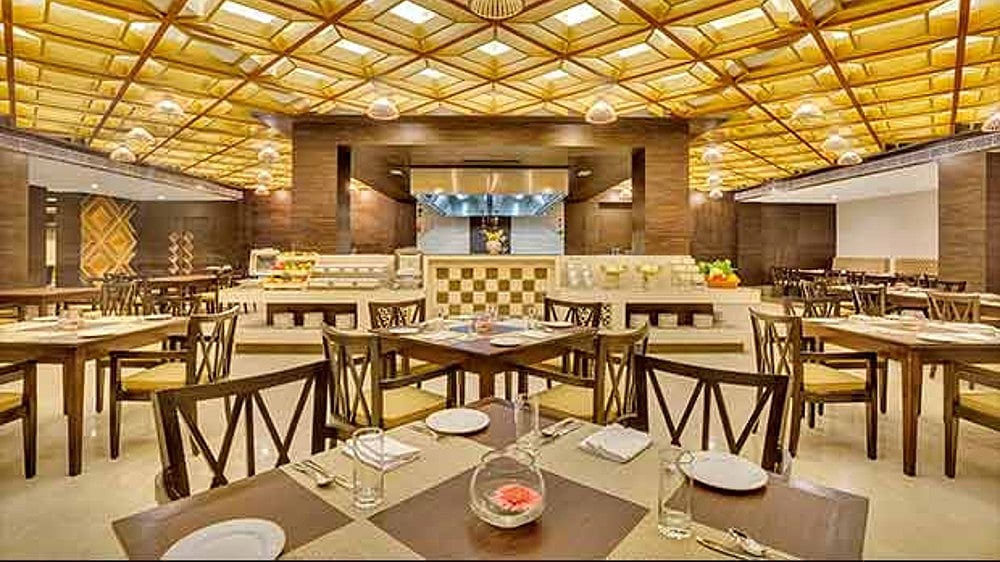 Ministry to meet restaurant body on service charge complaints