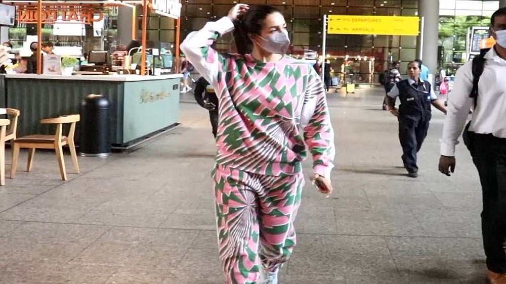 Malaika Arora dons trendy outfit for latest airport outing