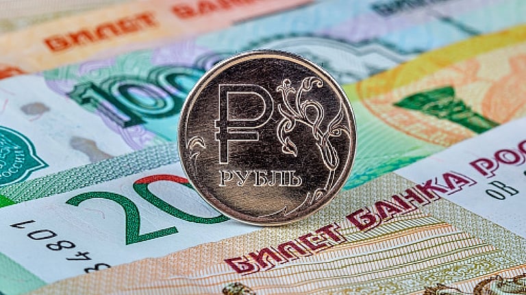 Russian rouble strengthens ahead of cenbank rate decision