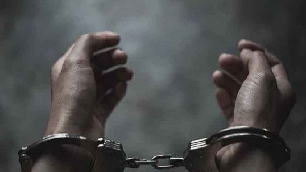 Four youth demand ‘mamool’ at Thanjavur Tasmac bar; arrested