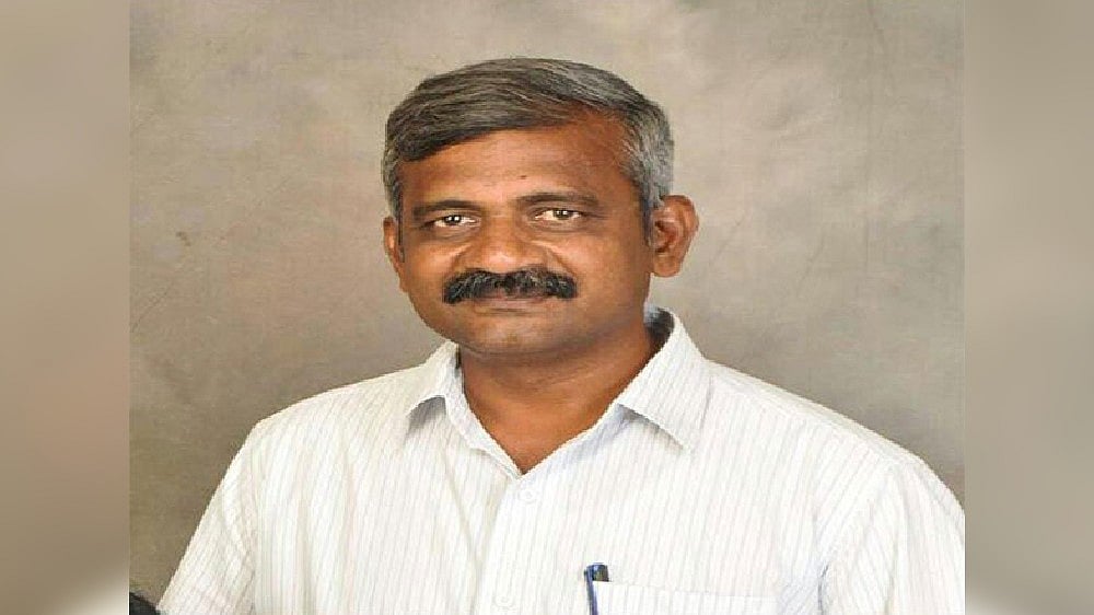 CPI(M) leader takes jibe at 'Pathaan' actors for 'Besharam Rang'