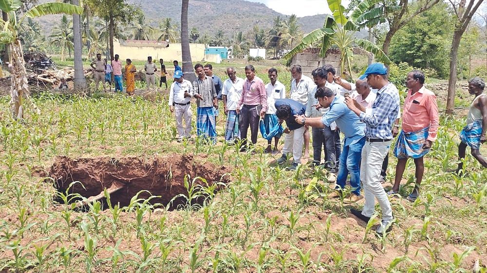 Alangayam villagers in fear after sinkhole appears in maize farm