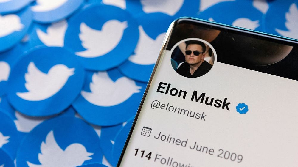 Musk's Twitter drops labels for government-funded media