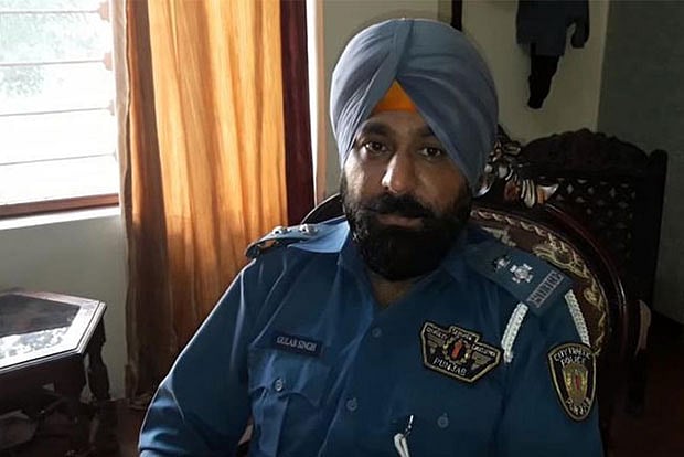Eviction of Pakistan's first Sikh police warden: court issues notice to ...