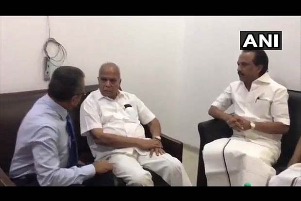 TN Governor meets Stalin at Kauvery hospital, enquires about Karunanidhi