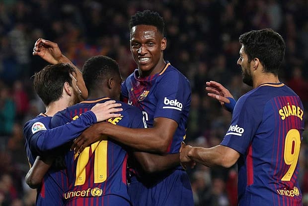 Dembele delights Nou Camp as Barcelona roll over Villarreal