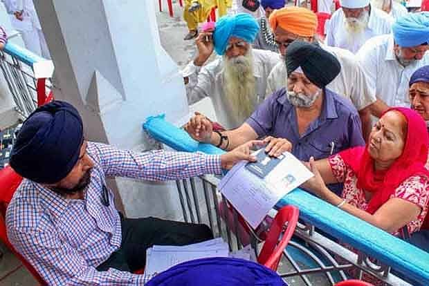 Over 2,200 Sikhs from India arrive in Pakistan to celebrate Baisakhi