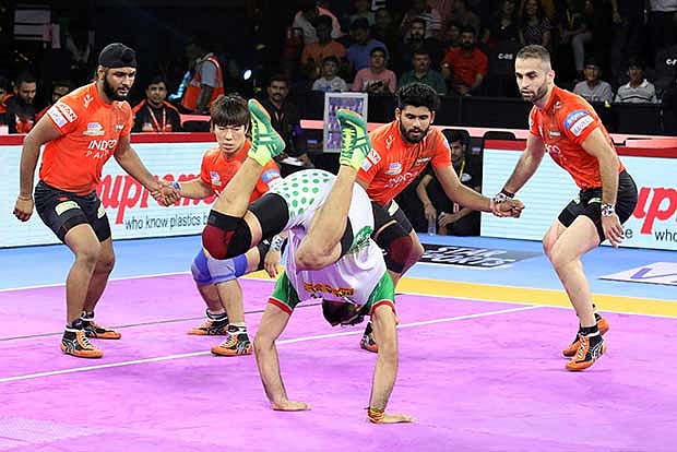 Pro Kabaddi 2019: U Mumba beats Patna in close duel