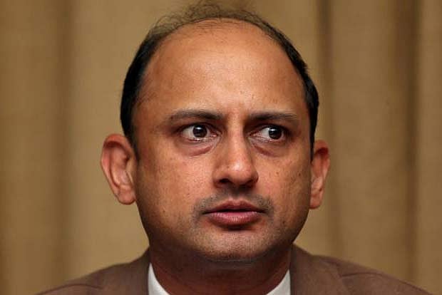 Resignation of RBI Deputy Governor Viral Acharya raised in LS