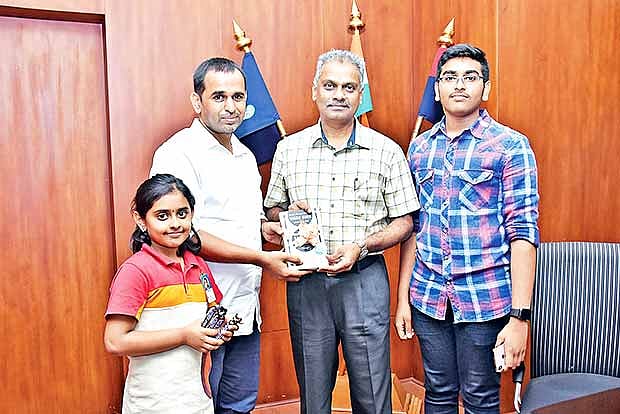 Class 3 girl donates Rs.1.5L for police’s third-eye project
