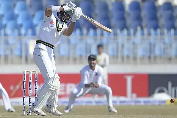 Babar, Masood tons help Pak take control on Day 2 vs Ban
