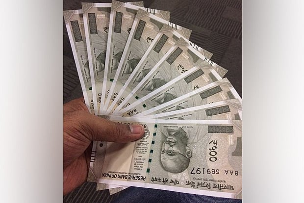 No instruction to banks on withdrawing Rs 2000 notes: FM
