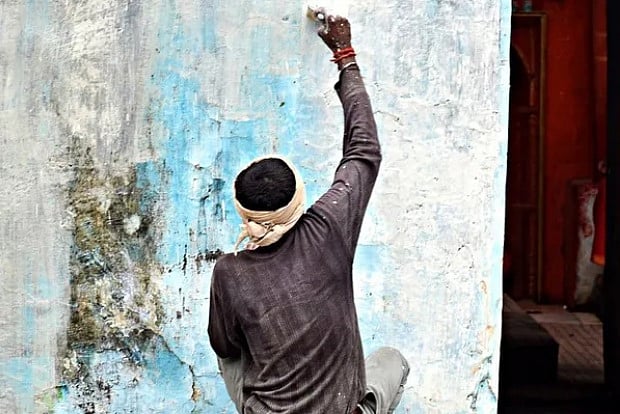 Migrant workers give UP school a complete makeover