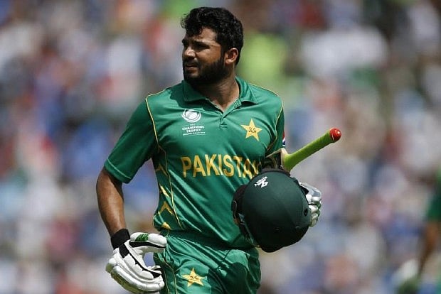 COVID-19: Pune-based museum makes winning bid for Azhar Ali's bat