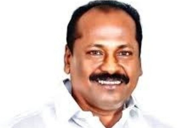 DMK executive committee member Dhanasekar brutally attacked