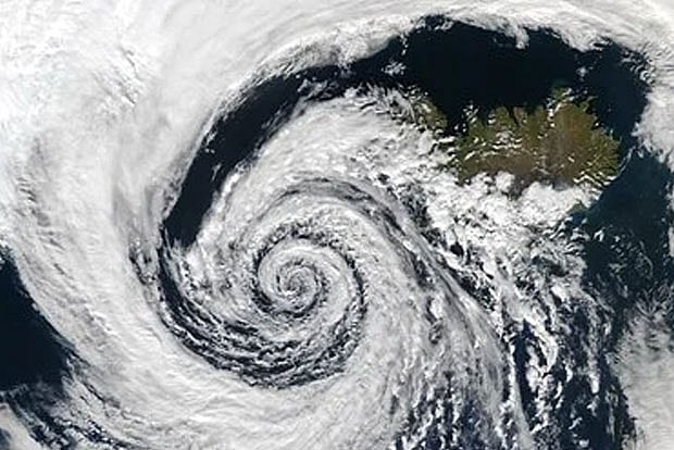 Evacuation centres open as cyclone intensifies off Western Australia