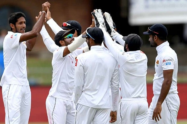 Sri Lanka reins South Africa in with 4 quick wickets
