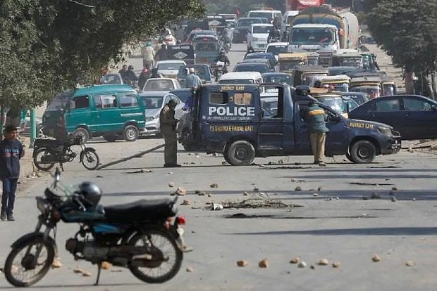 Protests over killing of Hazara spread to Karachi, other cities in Pakistan