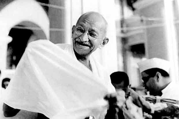 Restore Siren To Mark Bapu's Assassination: Gandhi Kin To Prez
