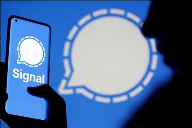 Signal adds mainstream chat tools to woo more users