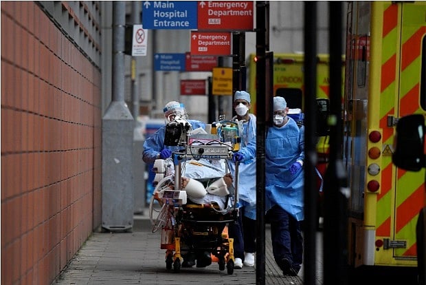 Delta variant cases rise by 50,824 in UK, hospitalisations remain low