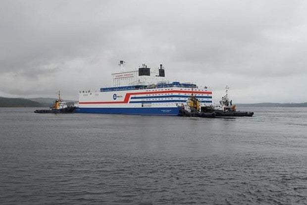 3 Russian nuclear subs emerge from under Arctic ice