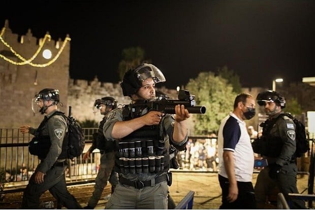 Israeli police green-lights Jerusalem Day parade